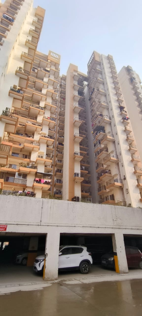 AMRAPALI NEW PROJECT NOIDA EXTENSION - Amrapali Noida Extension